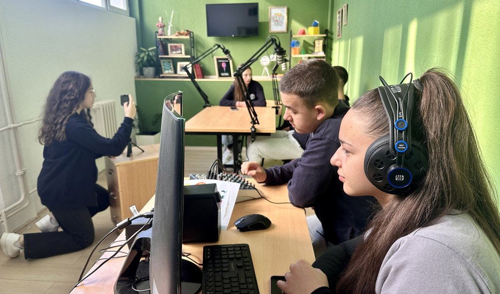 Media clubs in schools" - Македонски институт за медиуми